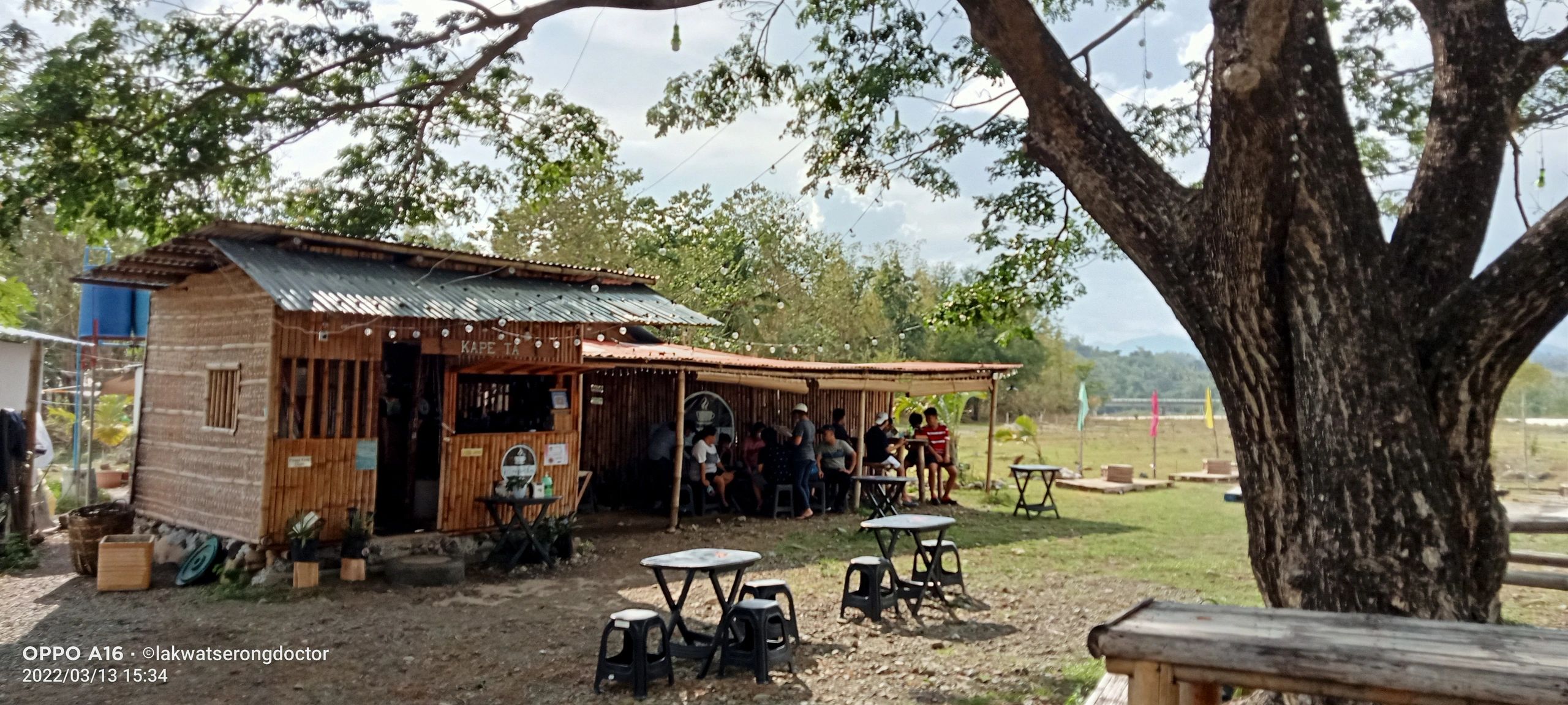 A LOOK AT SOME CAFES NEAR THE CITY OF ILOILO