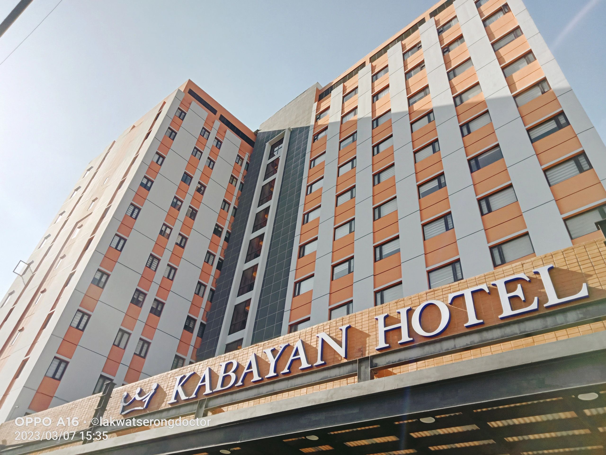 KABAYAN HOTEL: EVERY JUAN'S FRIENDLY HOTEL