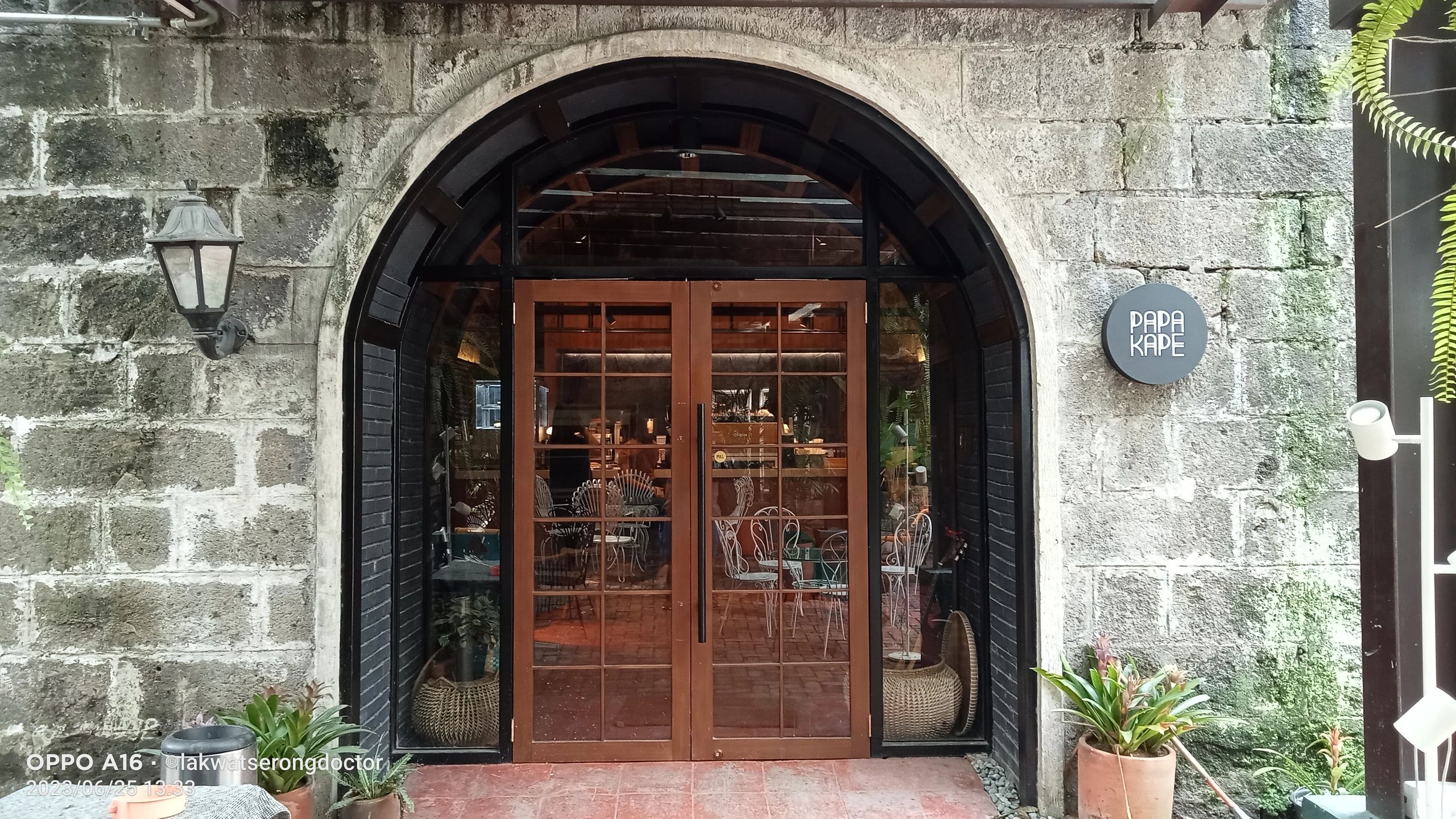 LOCAL CAFES WORTH VISITING I INTRAMUROS