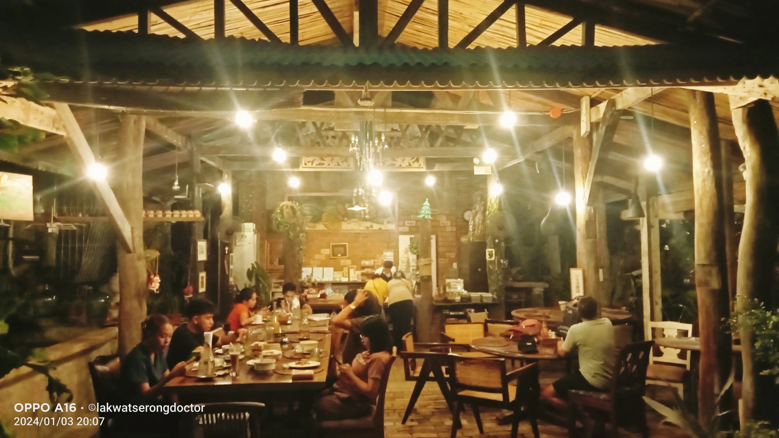 LS CAFE ILOILO CITY: ITS LIKE DINING IN THE PAST AT PRESENT