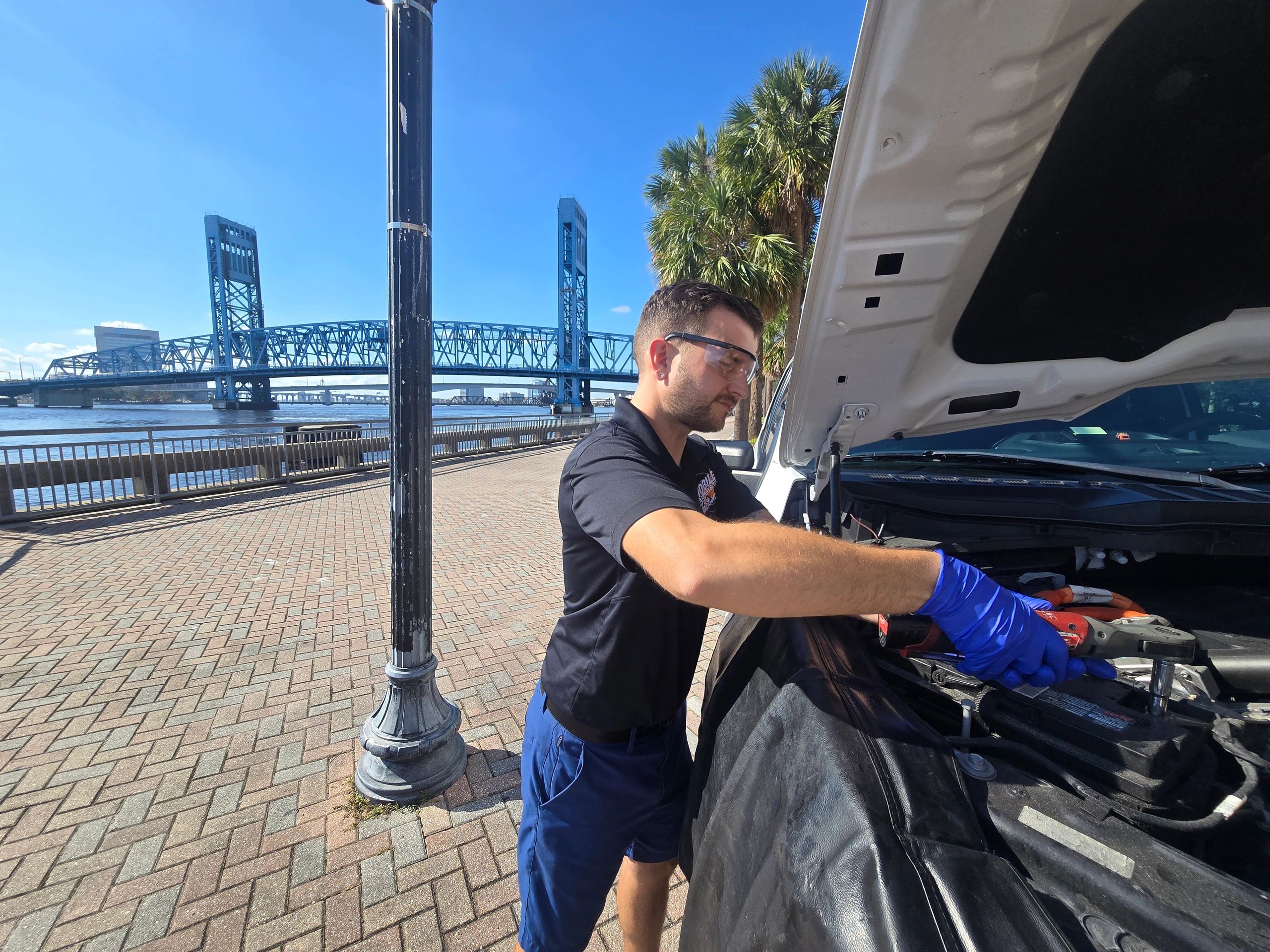 Home [mobilebatteryandtireofjacksonville.com]