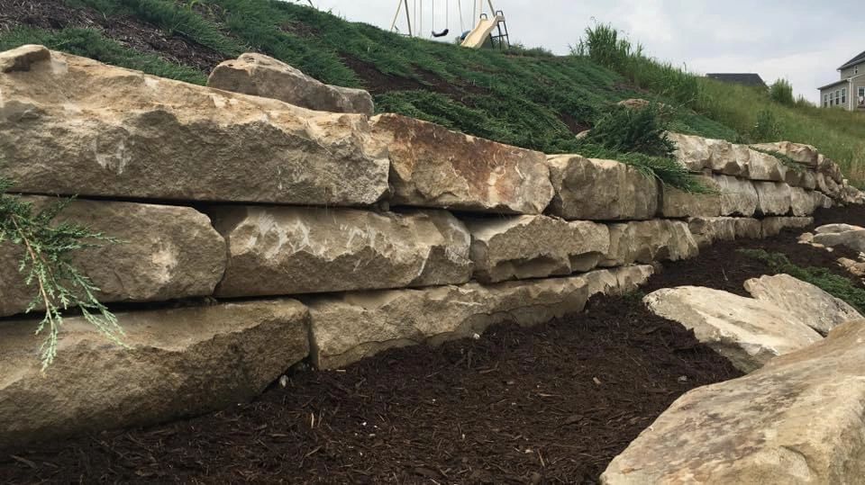 Boulder Landscapes - Landscaping With Boulders and Stone