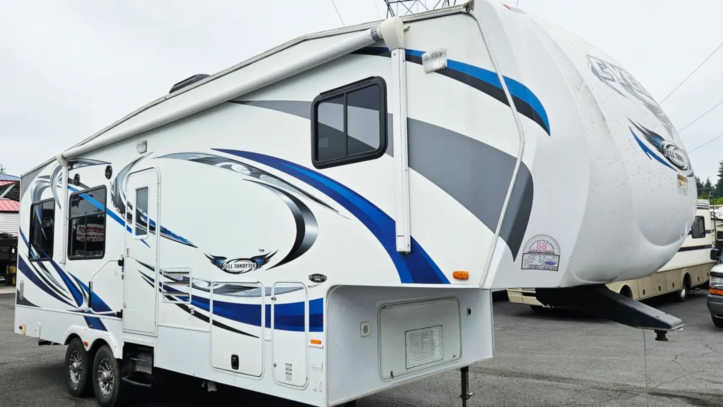 2012 Heartland Cyclone 2812 Toy Hauler