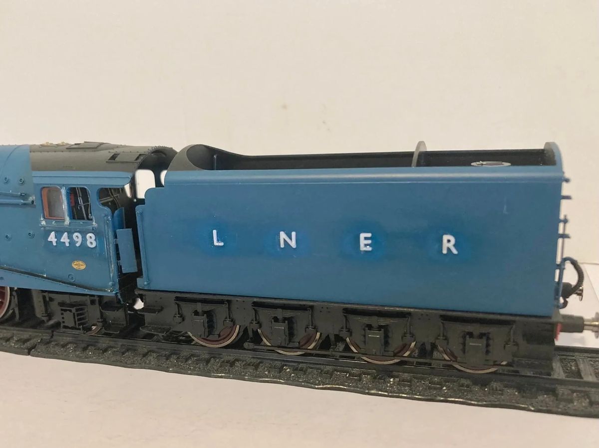NIU2012 - LNER A4 Stainless Loco Numbers & Letters - OO Gauge