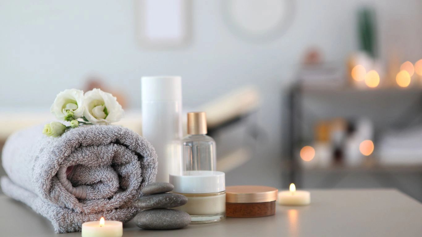 Chic Spa Sarasota Swedish Deep Tissue And Couples Massages Massage Therapy Deep Tissue