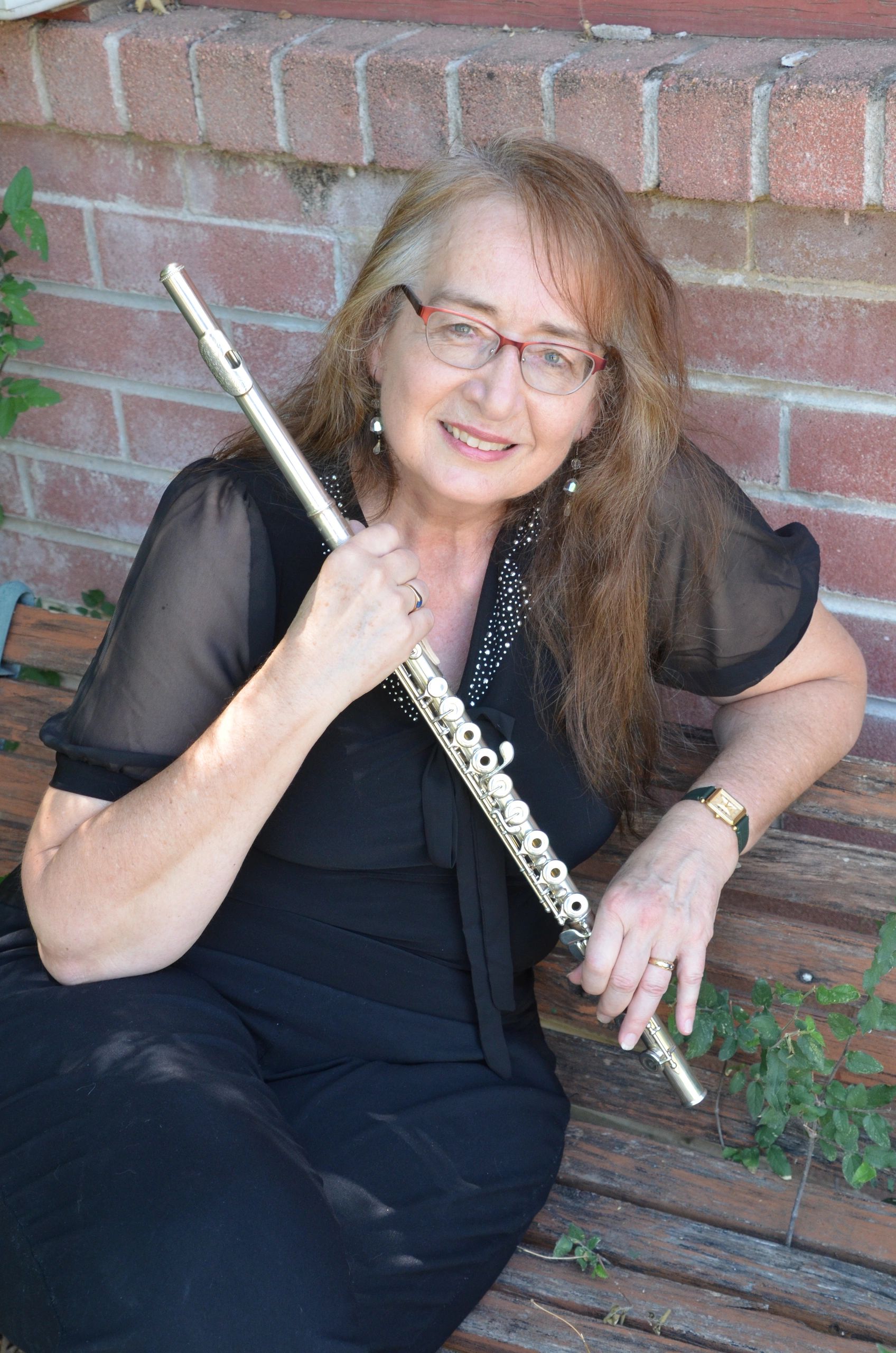 Flutes N' Roses