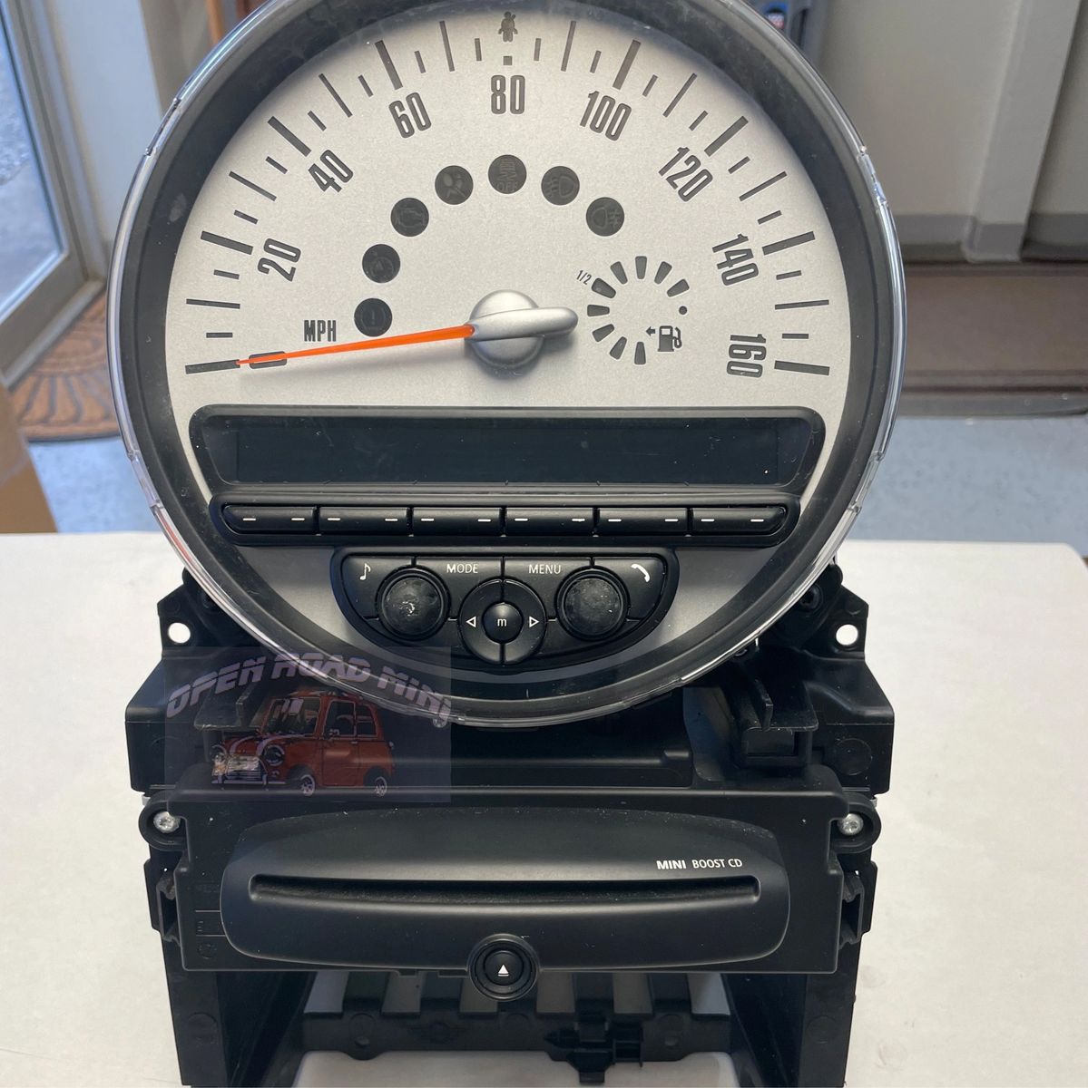 2007-2010- Mini Cooper Speedometer Radio Boost CD Black