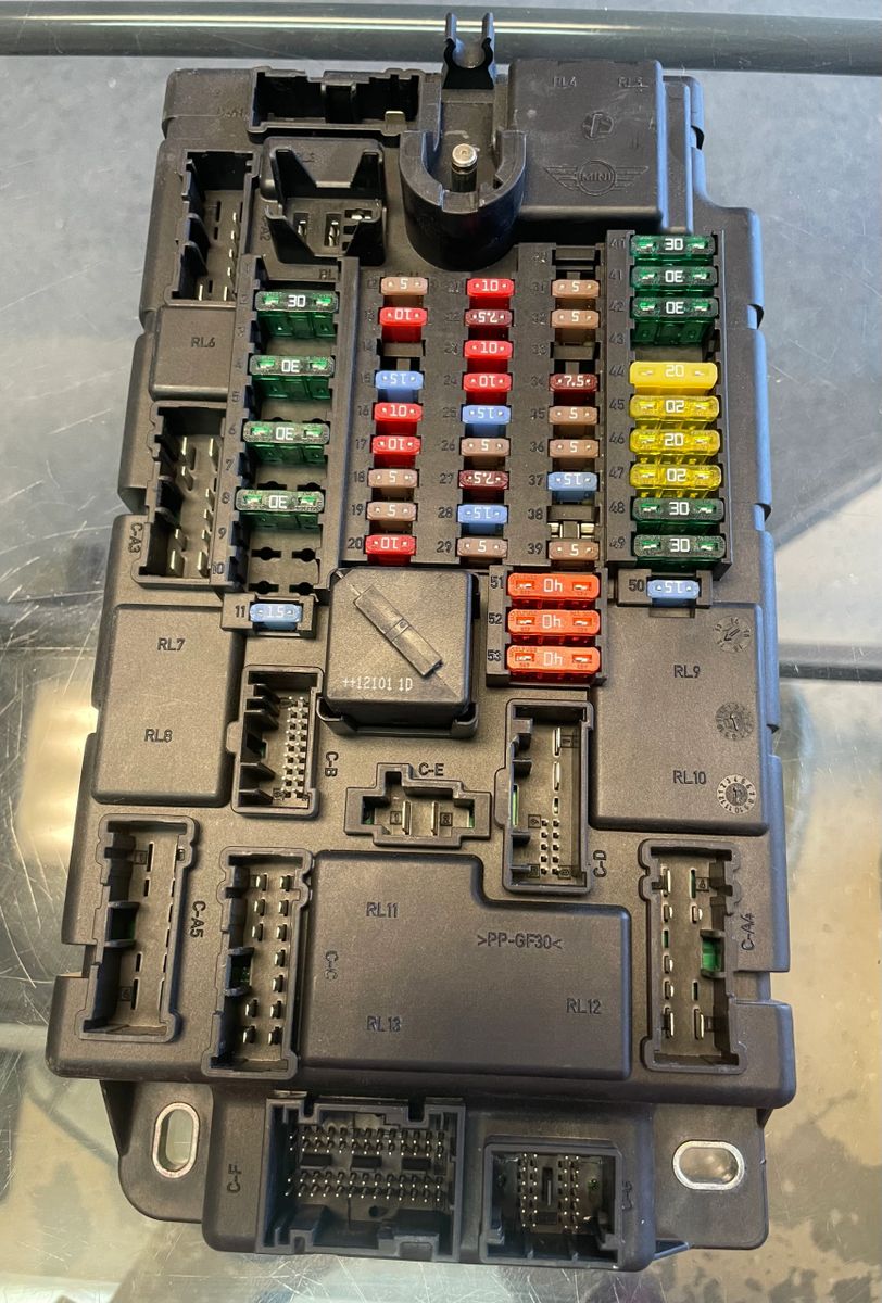 Mini Cooper JBE Fuse Block R56 61353456851