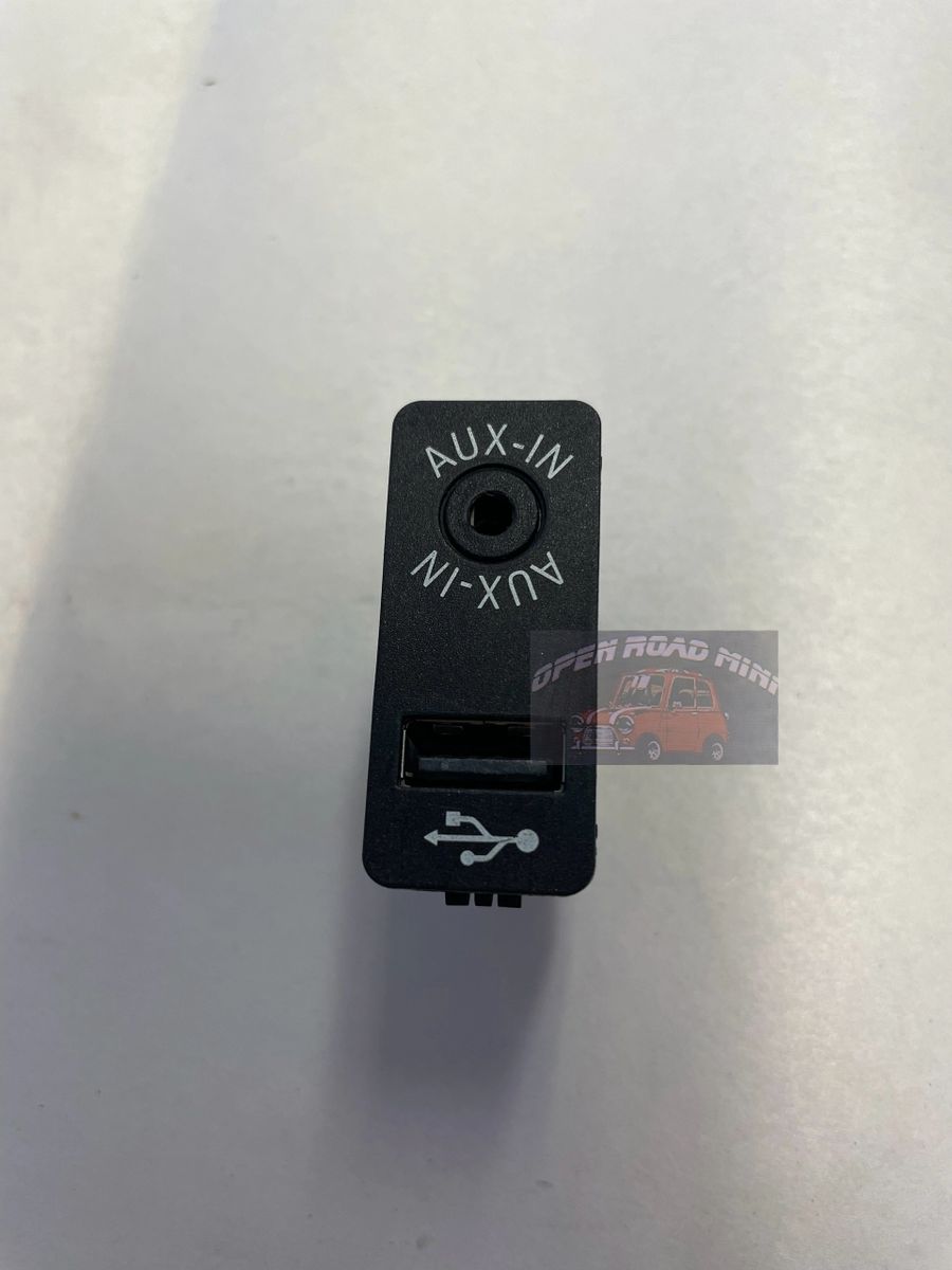 Mini Cooper AUX Audio Jack USB/MP3 Input R55 R56 R57 R58 R59 F55 F56 ...