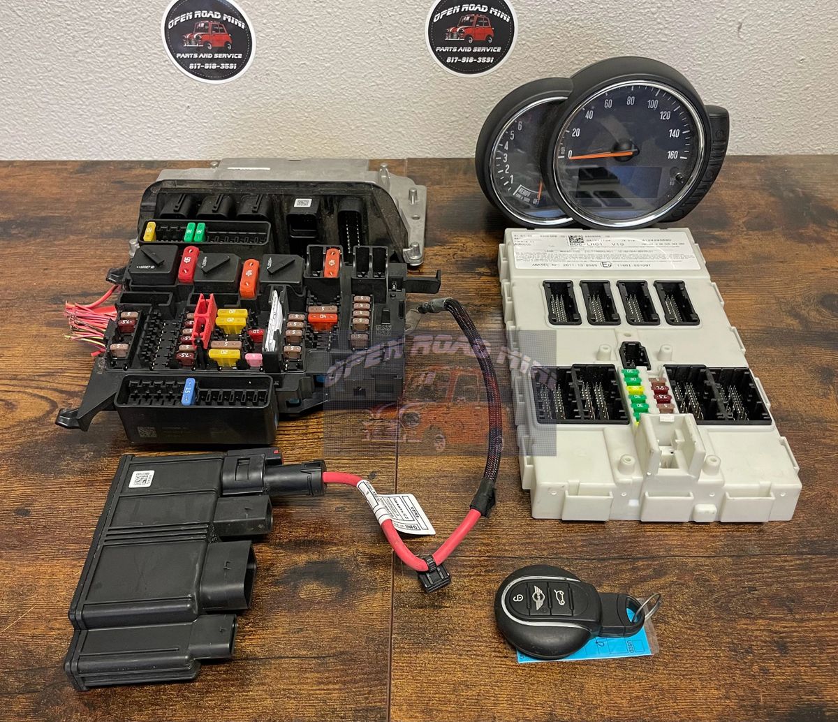 Mini Cooper S FEM/Fuse Box/DME/Tach/Key Kit F54 F55 F56 F57 F60