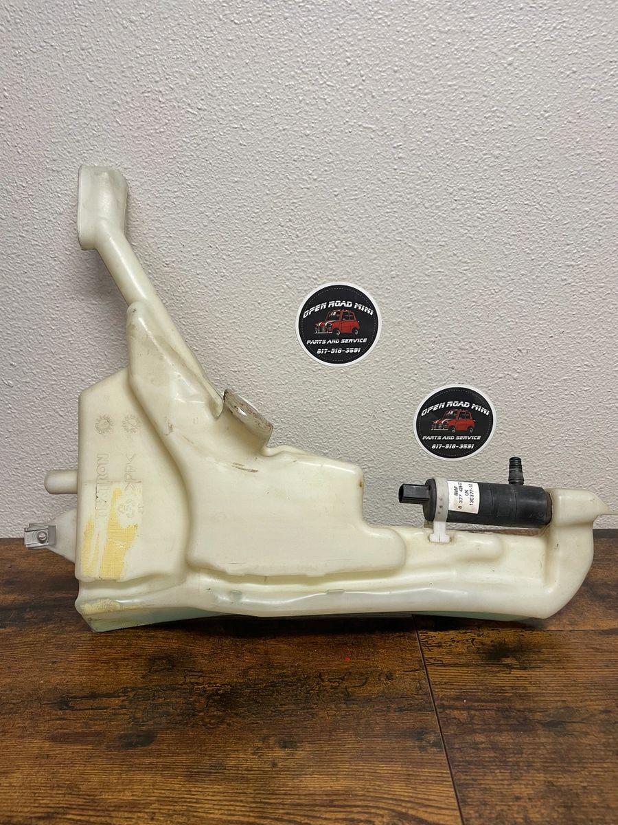 2002-2008 Mini Cooper Windshield Washer Reservoir Tank R50 R52 R53