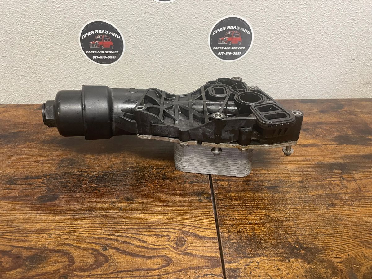 Mini Cooper Oil Filter Housing F54 F55 F56 F57 F60 72353179