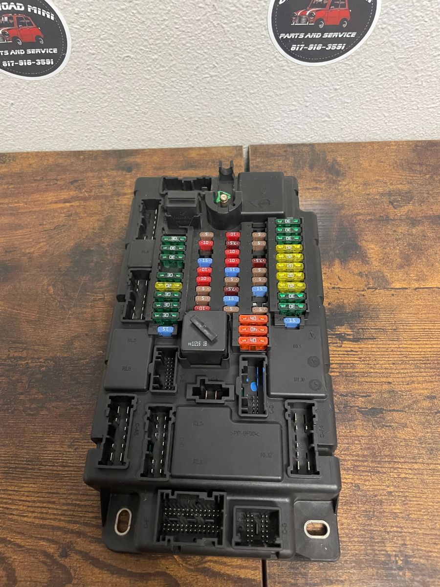 Mini Cooper JBE Fuse Block 61359809589