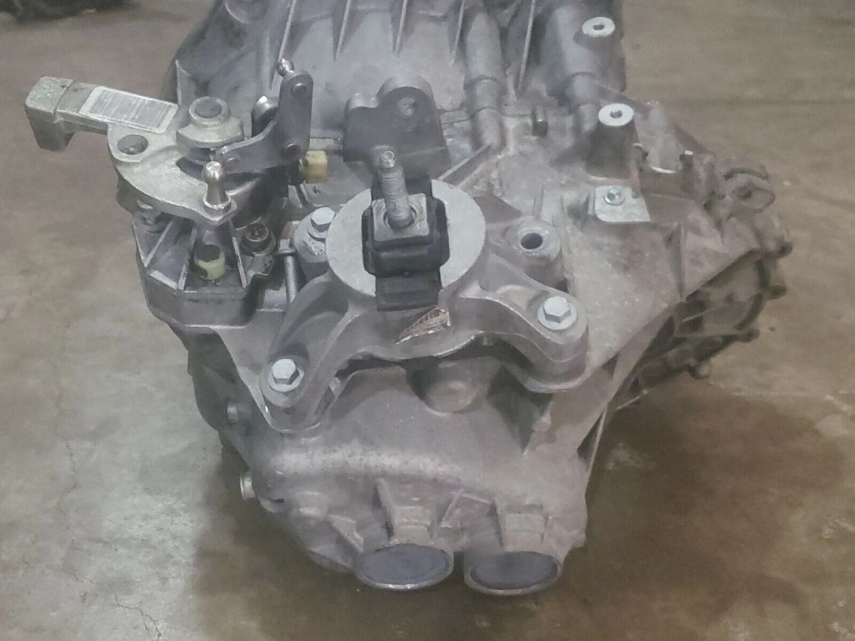 2011 MINI COOPER BASE R56 LCI N16 6-SPEED MANUAL TRANSMISSION 59K MILES OEM