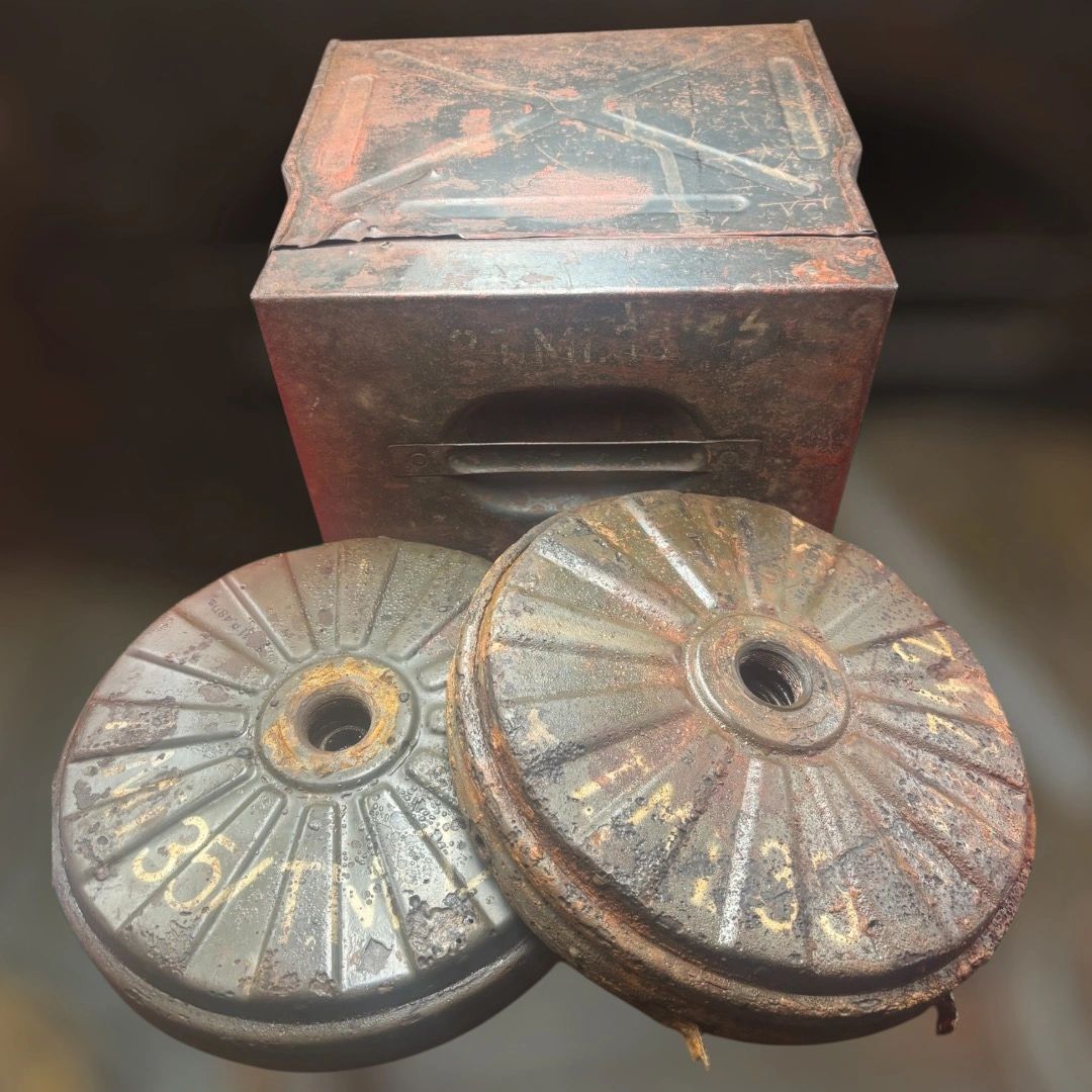 WW2 German Tellermine 35 anti tank bundle