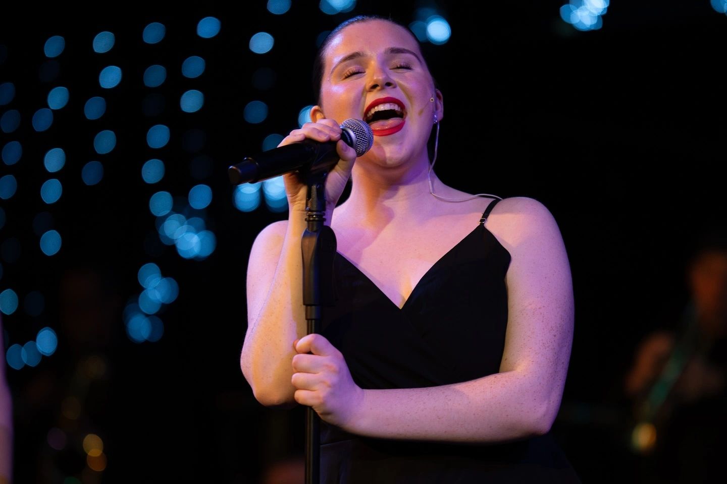 Elena Baker: Singer, Actor and Dancer