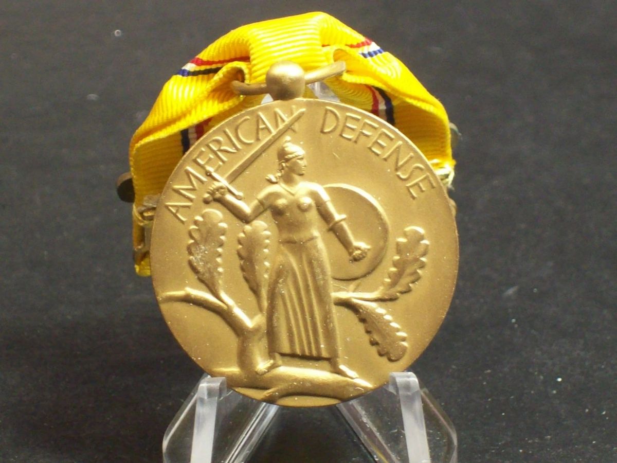 WWII U.S. American Defense Medal w/ Foreign Service Clasp - WB2139