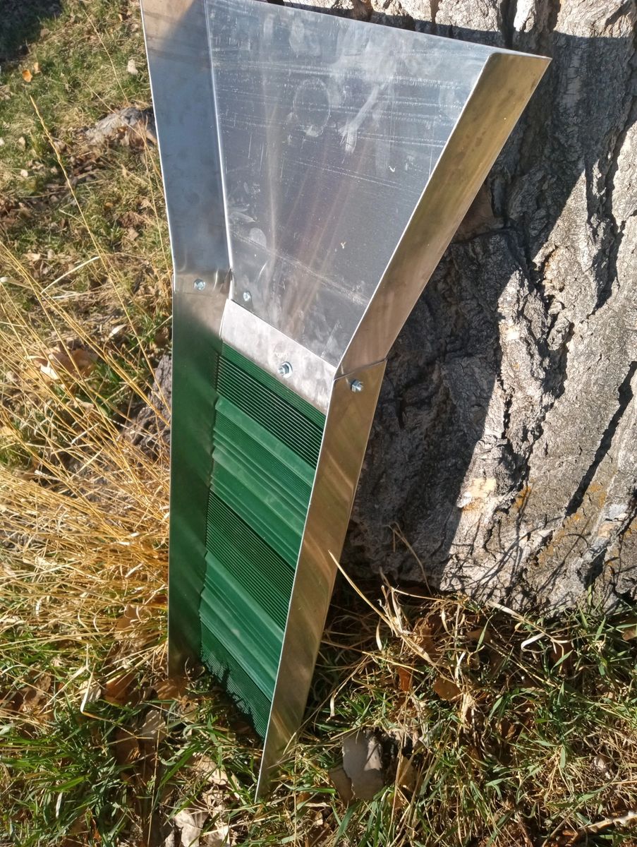 MONTANA PROSPECTOR M-377F USA MOST EFFICIENT SLUICE BOX