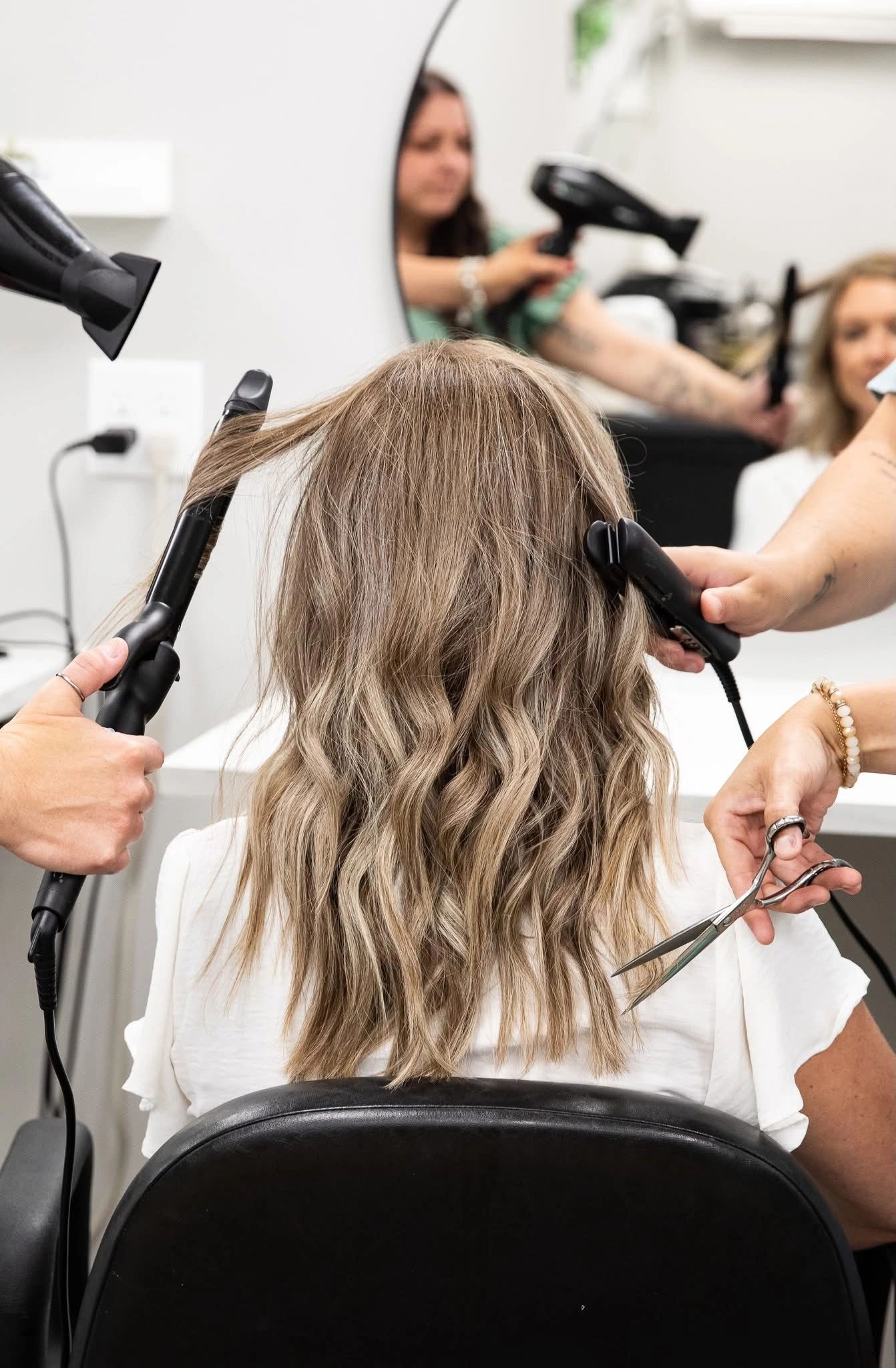 Expert Hair Salon and Stylist Services | Creative Hair
