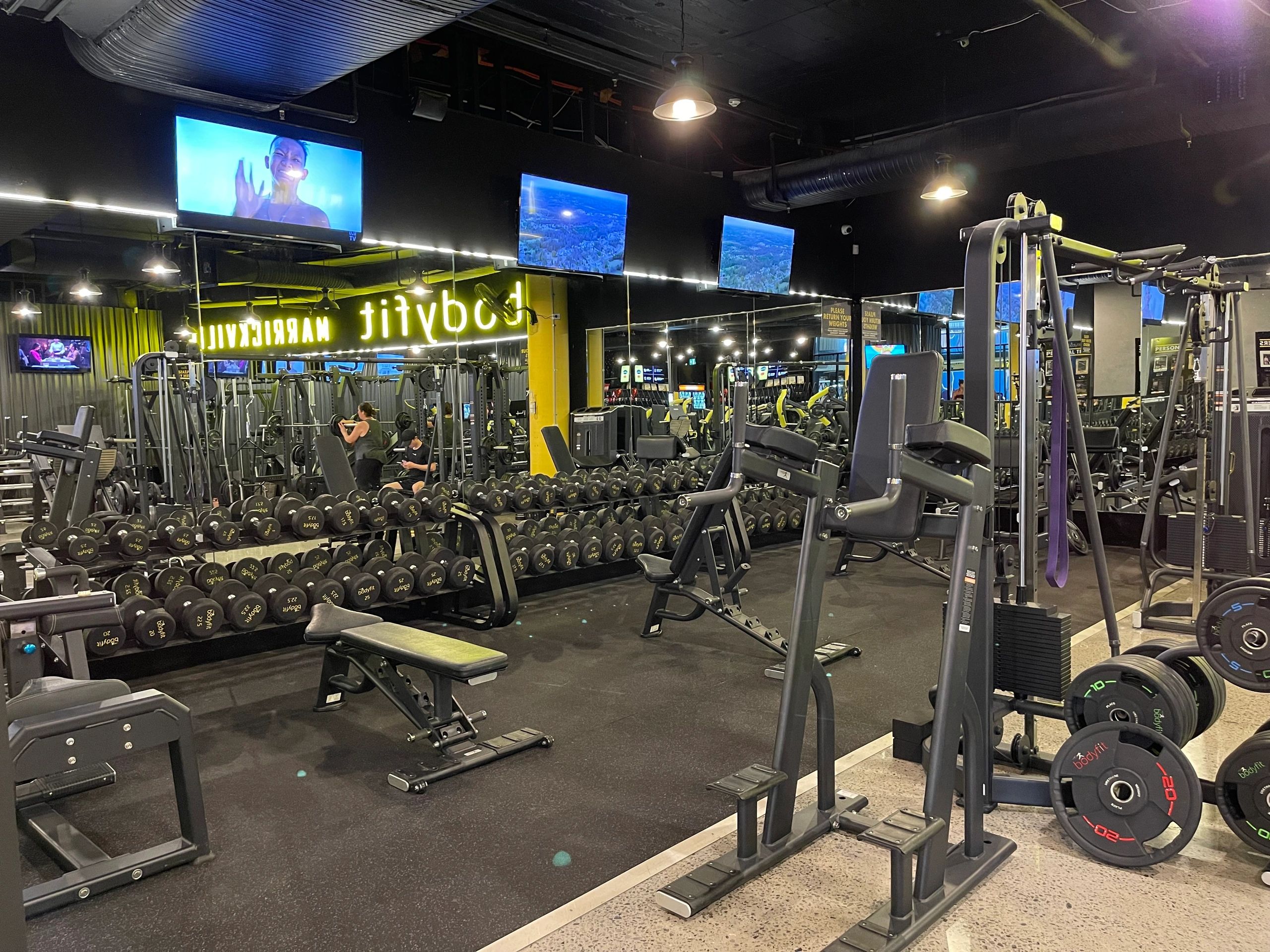 motionplusyihong.com