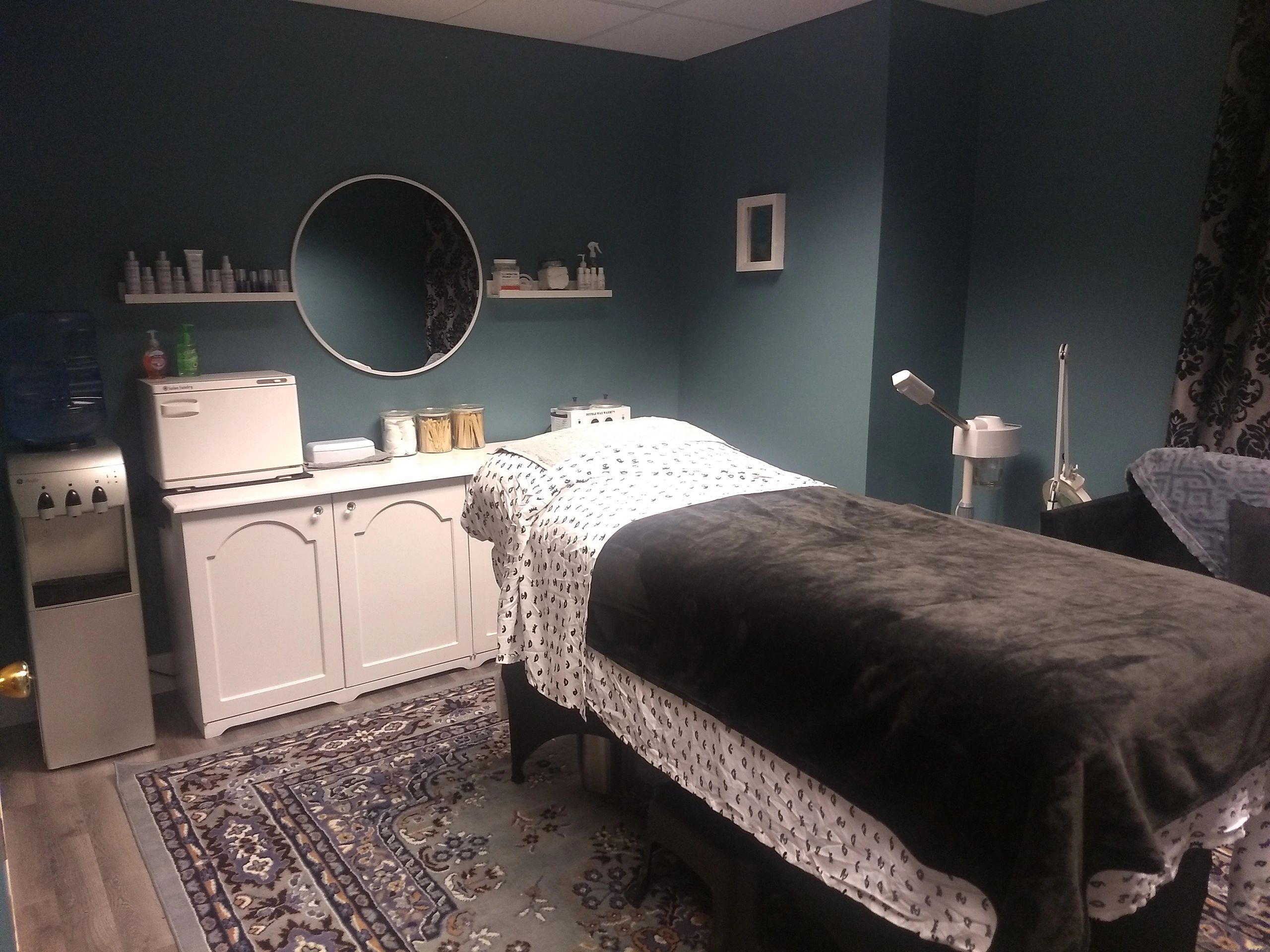 HD Facial & Waxing Studio