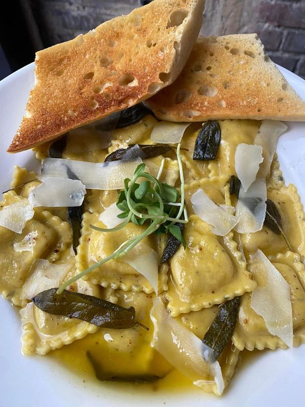 Reality Bites - Restaurant, Fine Dining, American Restaurant