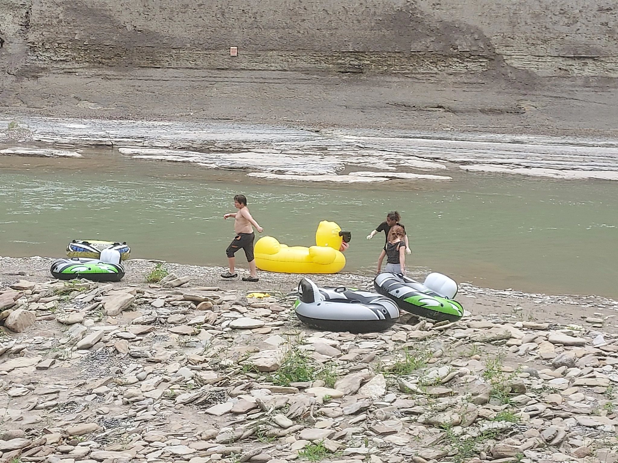 ZoarValleyCreeksideCamp