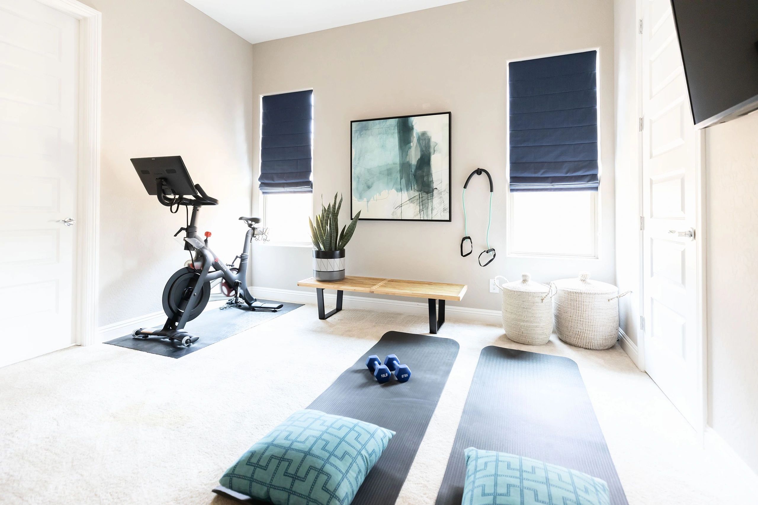 How to Create a Killer Home Gym in a Tiny Apartment