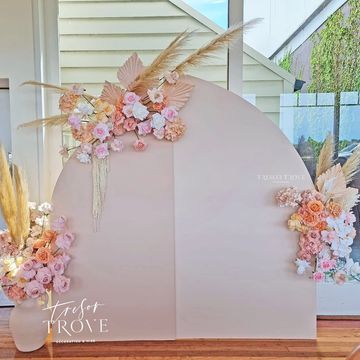 Backdrops and Arches - Tresor Trove Decorating and Hire