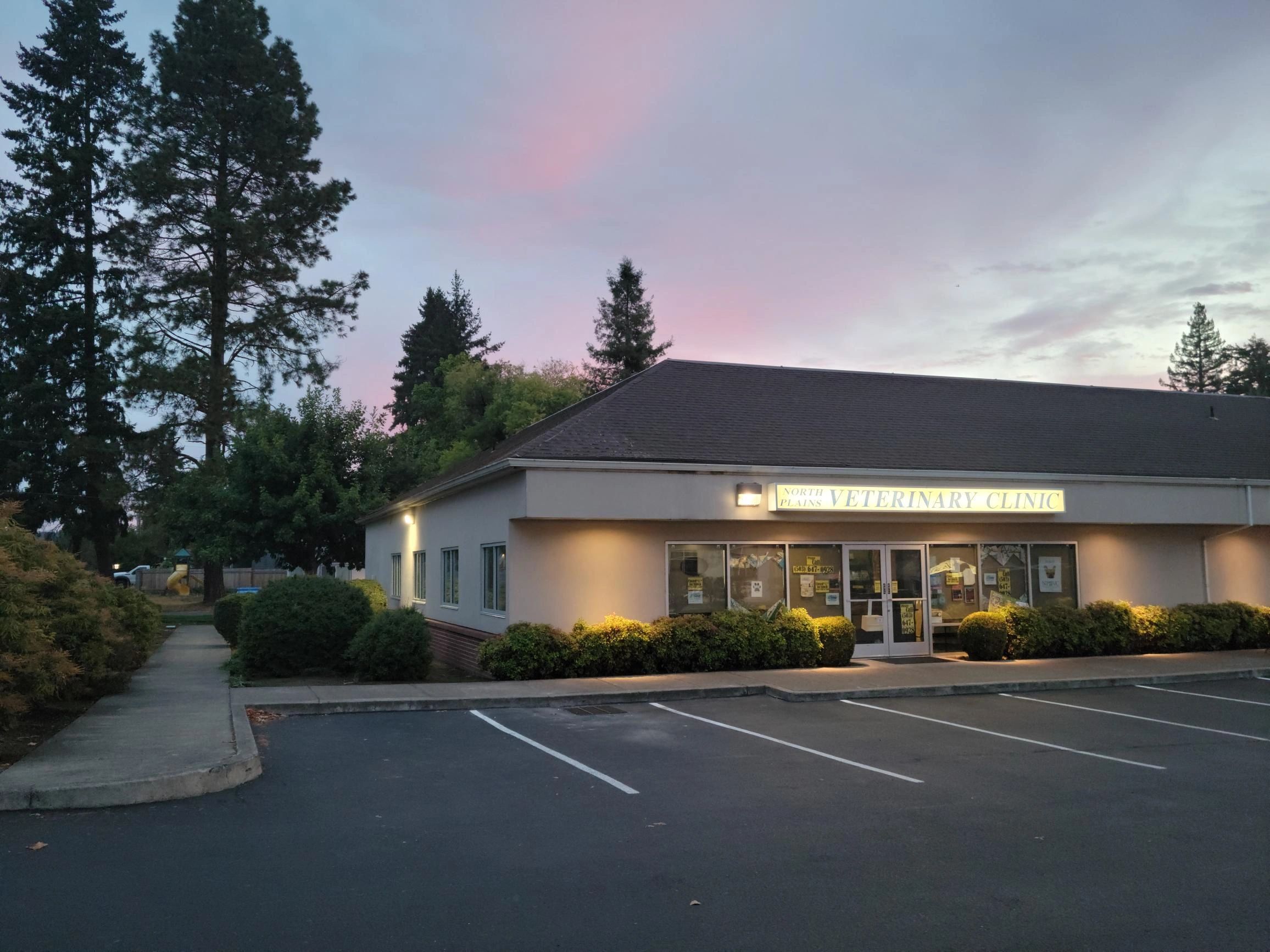 NORTH PLAINS VETERINARY CLINIC