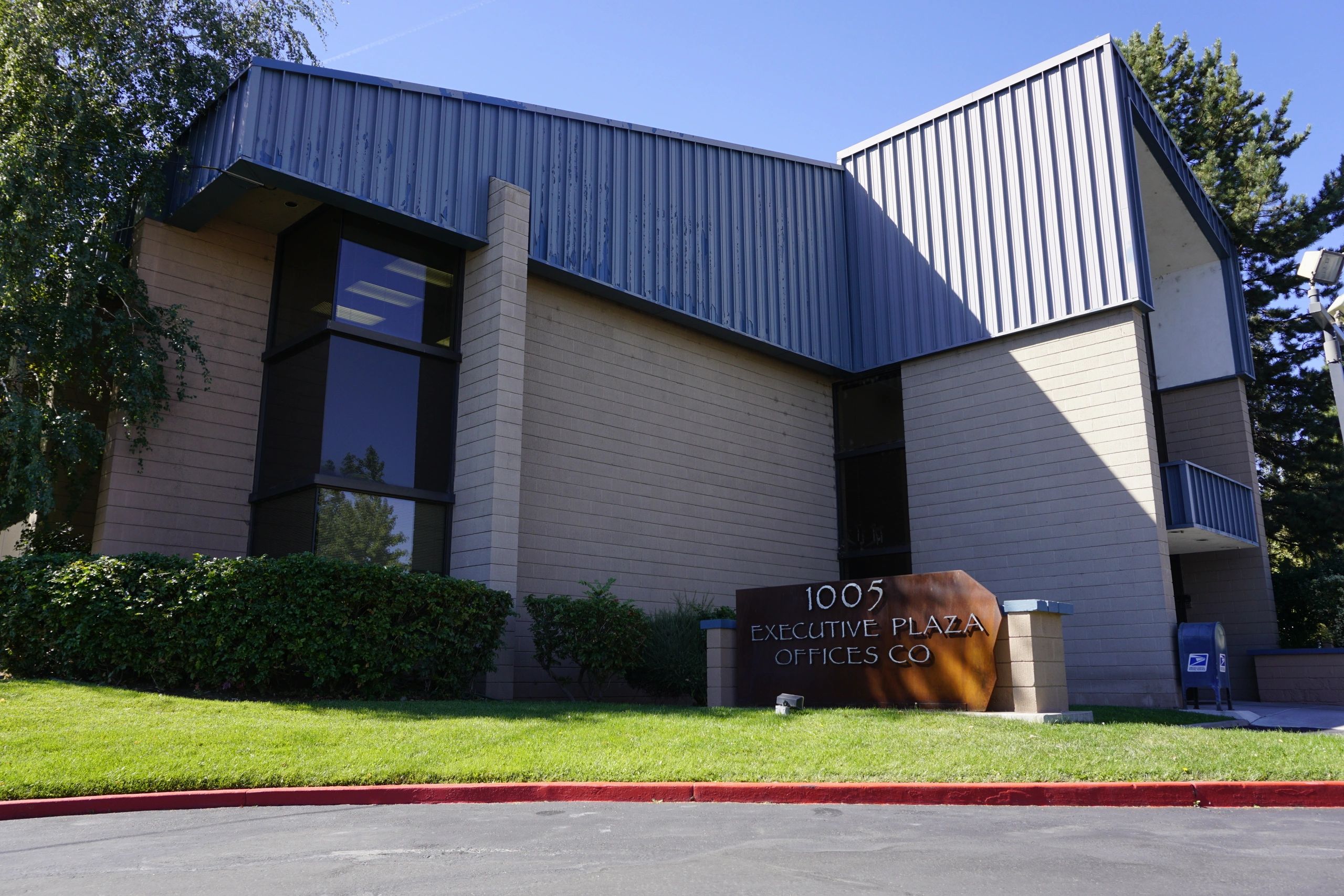 Affordable Small Offices Reno for Your Business Needs