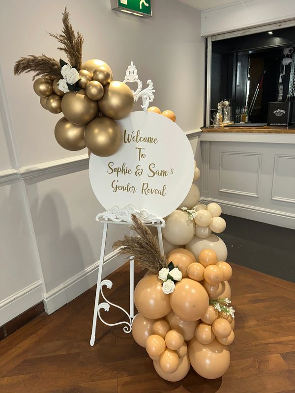 Welcome sign | BalloonCo Events
