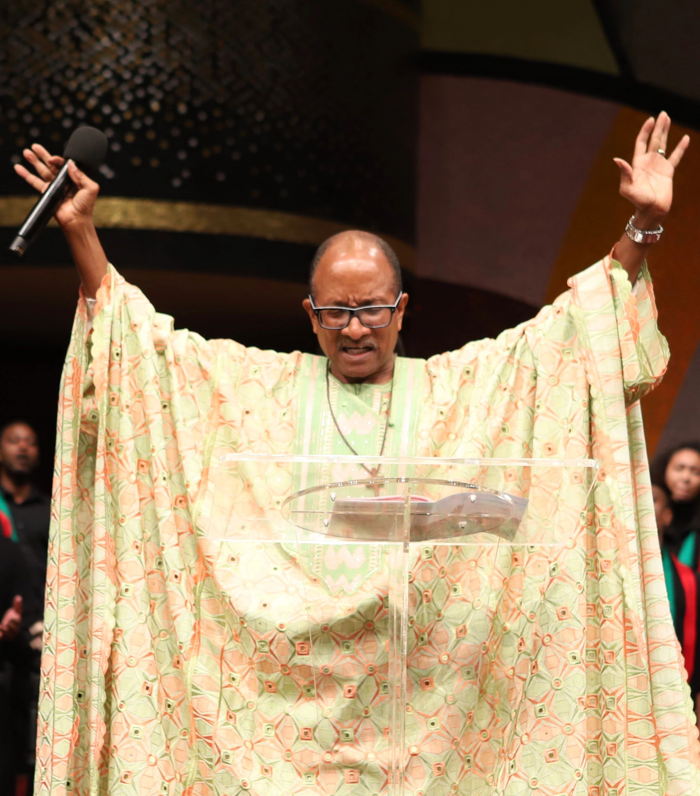 Dr. Oscar Owens, Jr. - Logging In With God Everyday