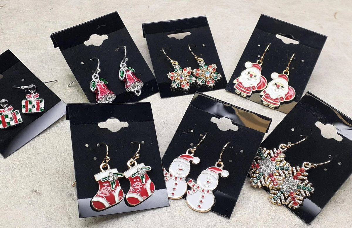 PREMIUM HOLIDAY EARRINGS