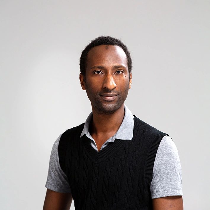 Dr Ba Konaré - Home