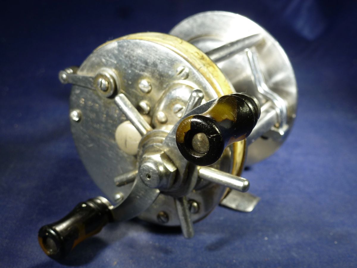 Rare Special Order Shakespeare Light Saltwater 1944 Service Reel