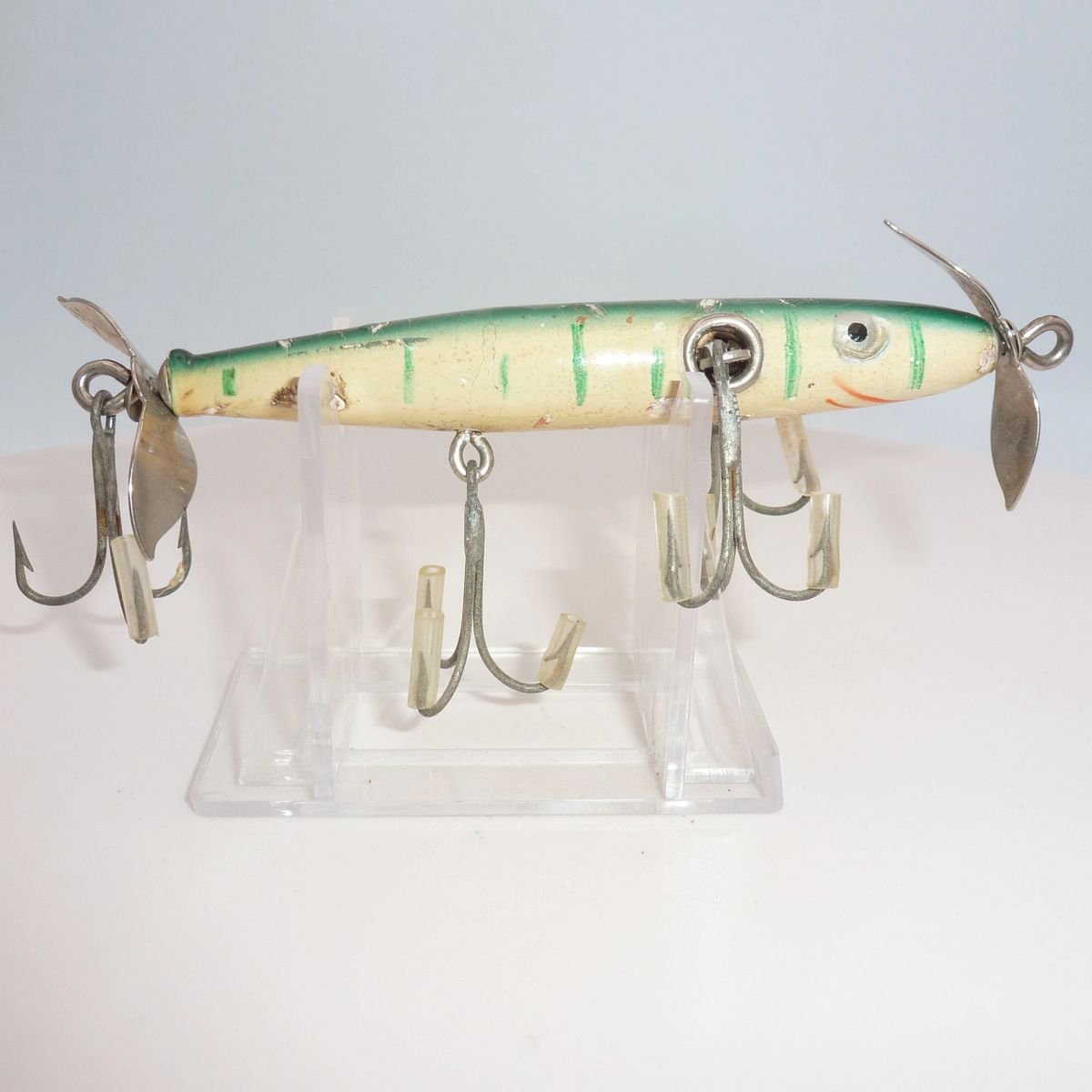 Scarce Shakespeare McKinnie Special Four-Hook Underwater Minnow