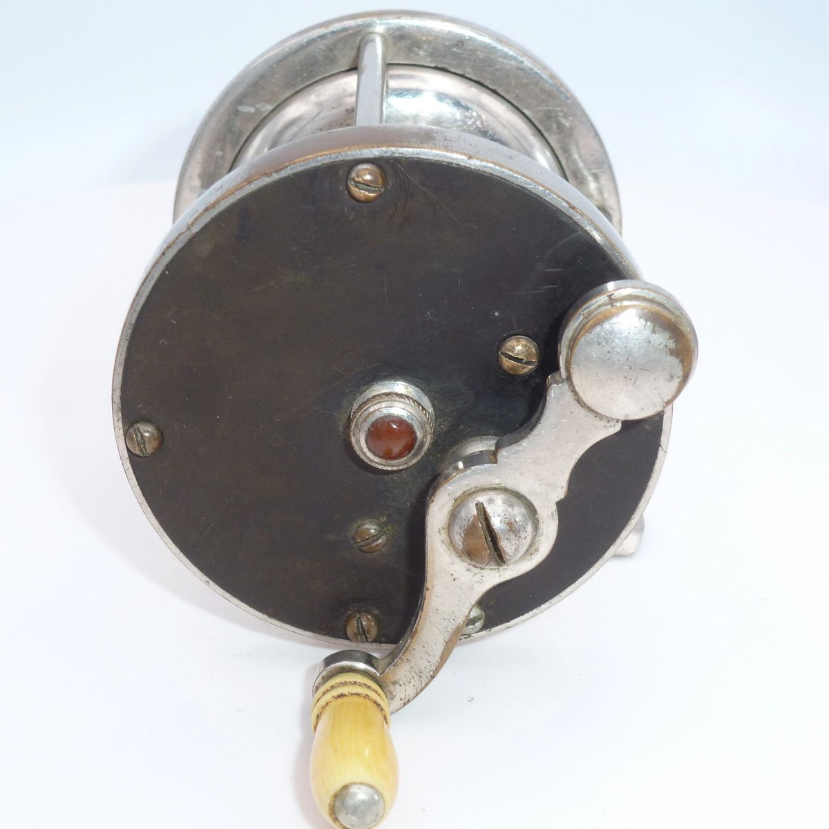 Montague 80-Yard "Our Expert", Jeweled, Hard Rubber Casting Reel