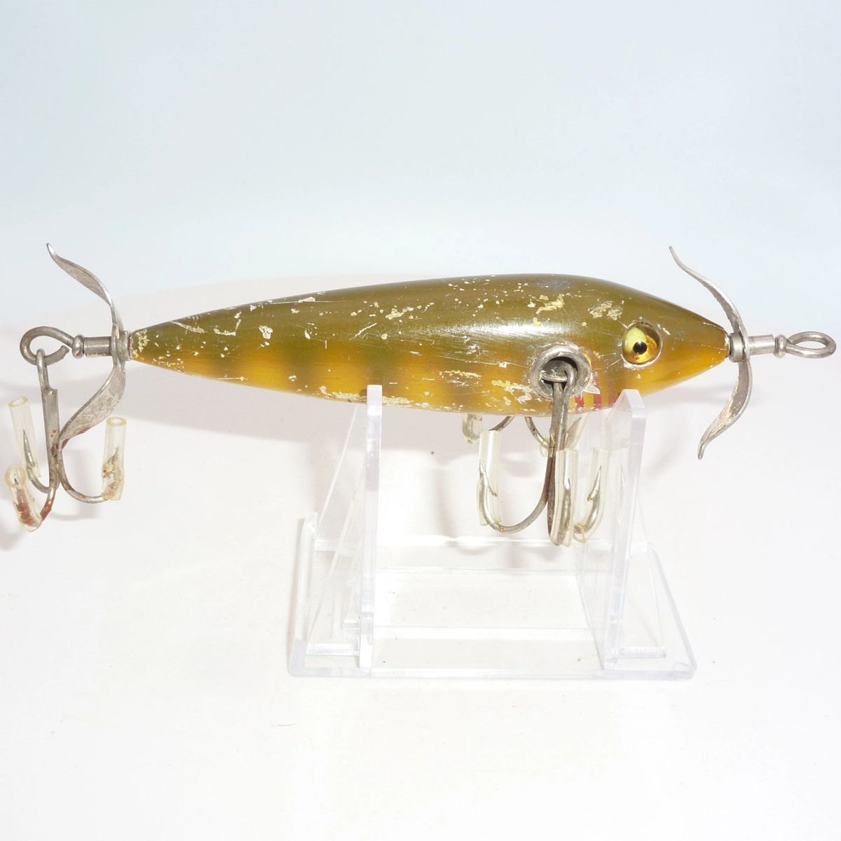 Scarce Shakespeare 43YP Underwater Minnow, See-Through Plate Rig