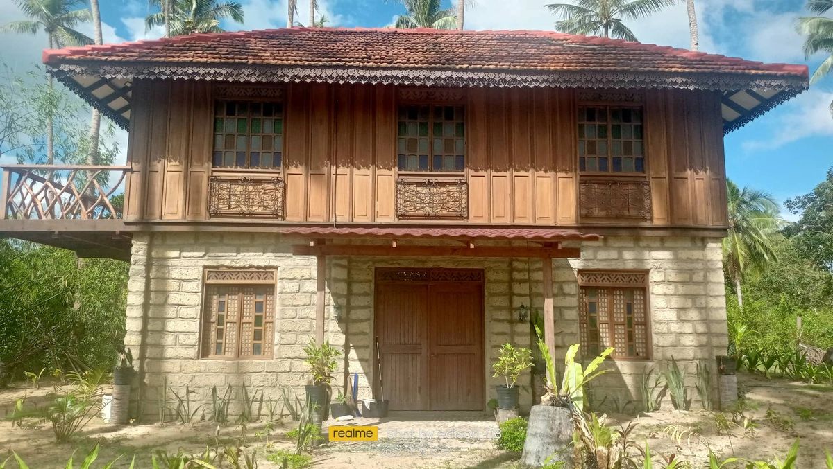 125sqm Two-Storey Bahay Na Bato
