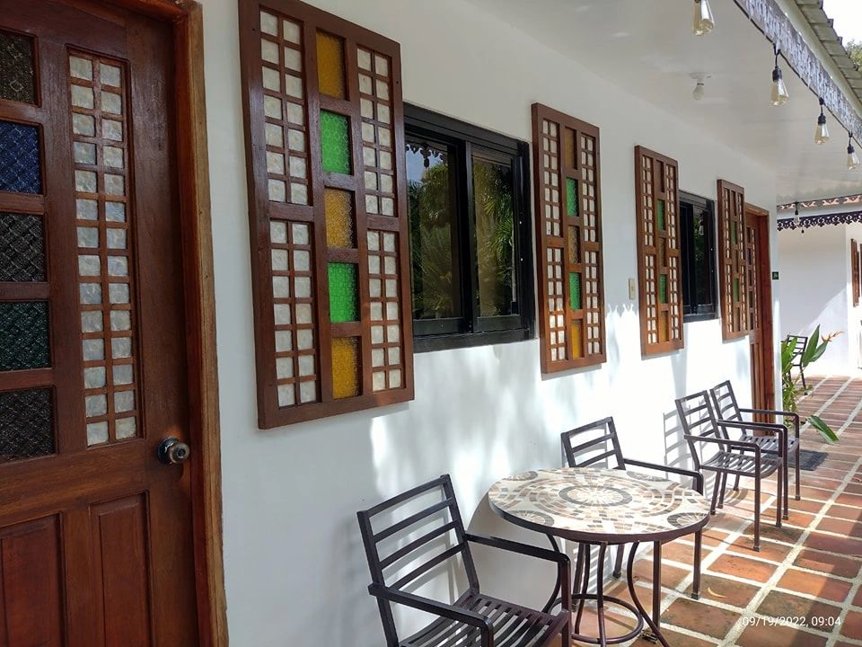 Capiz Windows