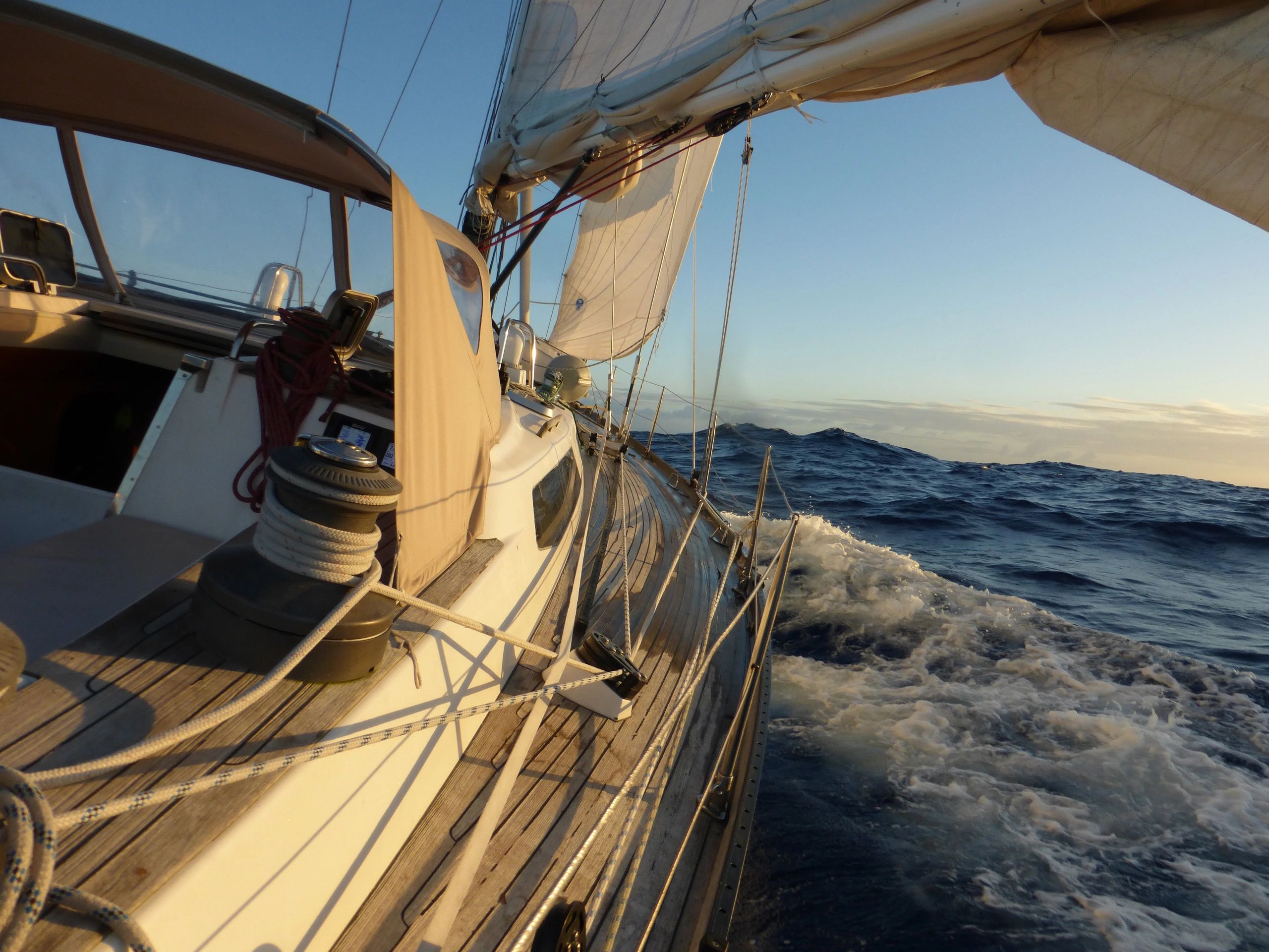 Offshore Sailing - Adventure Sailing