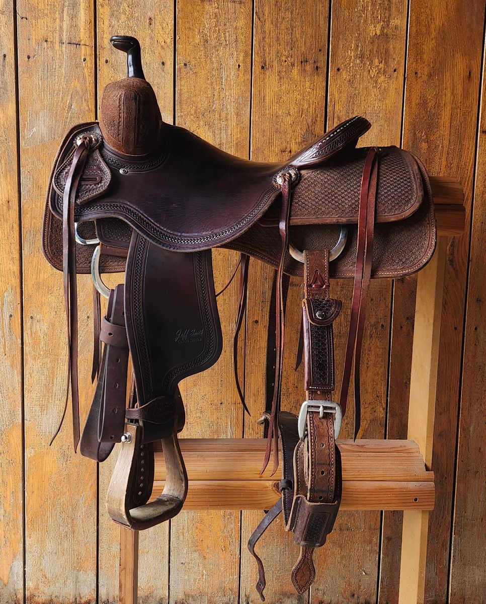 Western Saddles Pre-owned