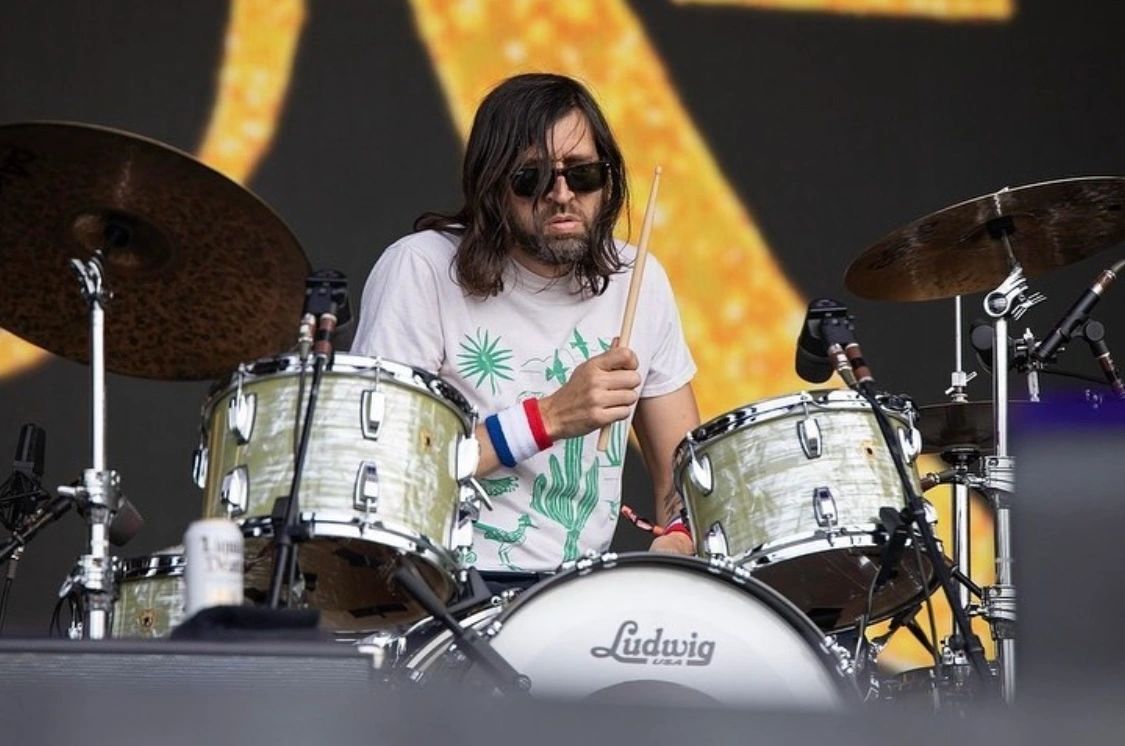 Fred Eltringham/Drummer