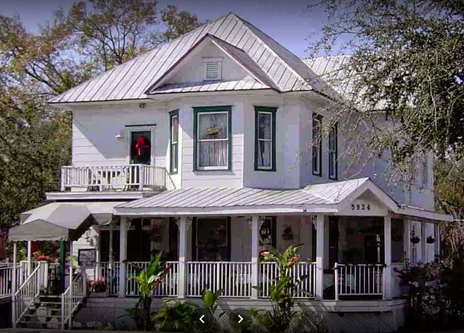 Front Porch Grille & Bart's Tavern - Restaurant Bar, Seminole Heights