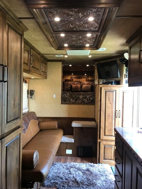 Trailers WLQ | Duba's Trailers Customizing and Sales