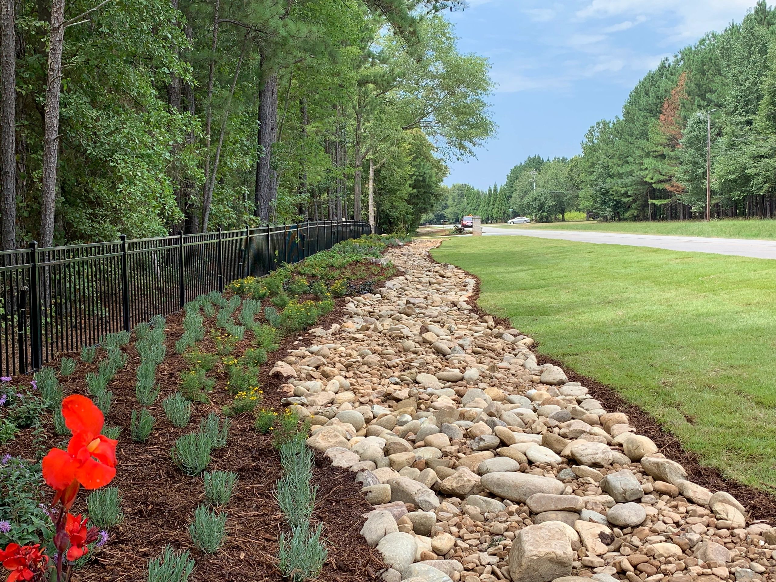 Precise Landscape and Design