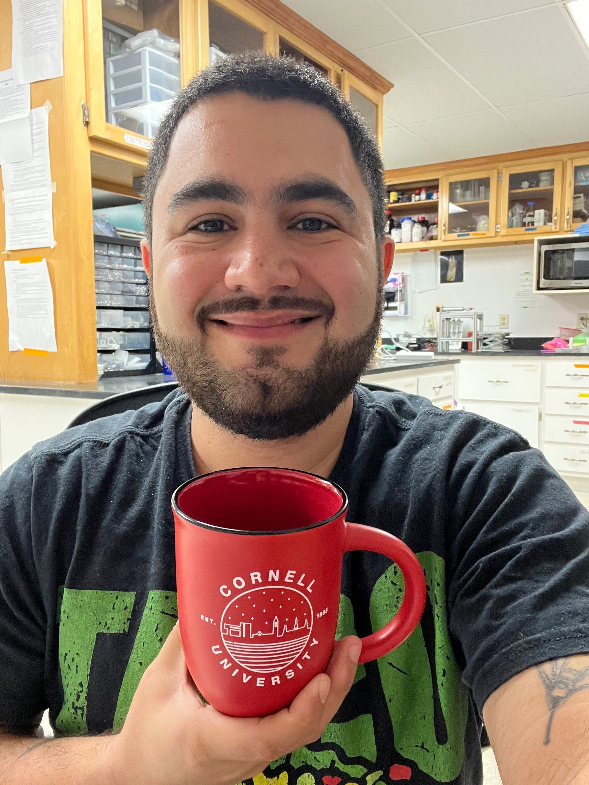 The Babonis Lab welcomes a new PhD student - Moey Rojas!