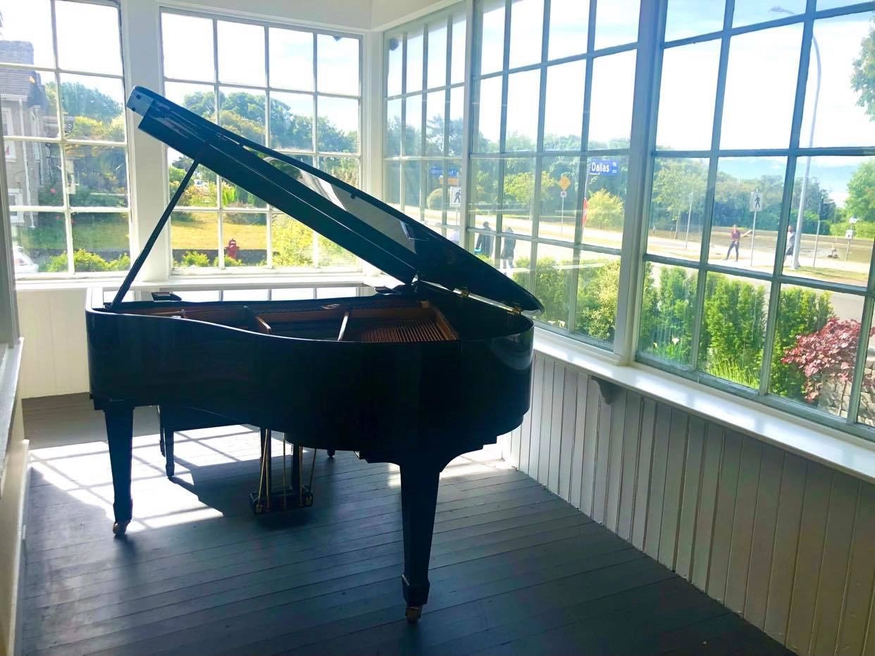 Piano Lessons Victoria- The Music Box School of Music