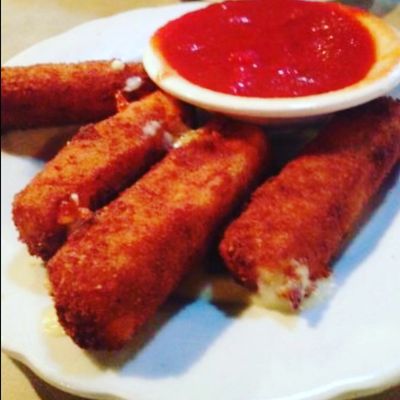 Tune Inn Restaurant & Bar